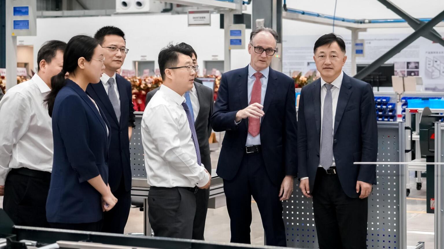 LNS Group - One-Stop-Shop for Machine-Tool Peripherals